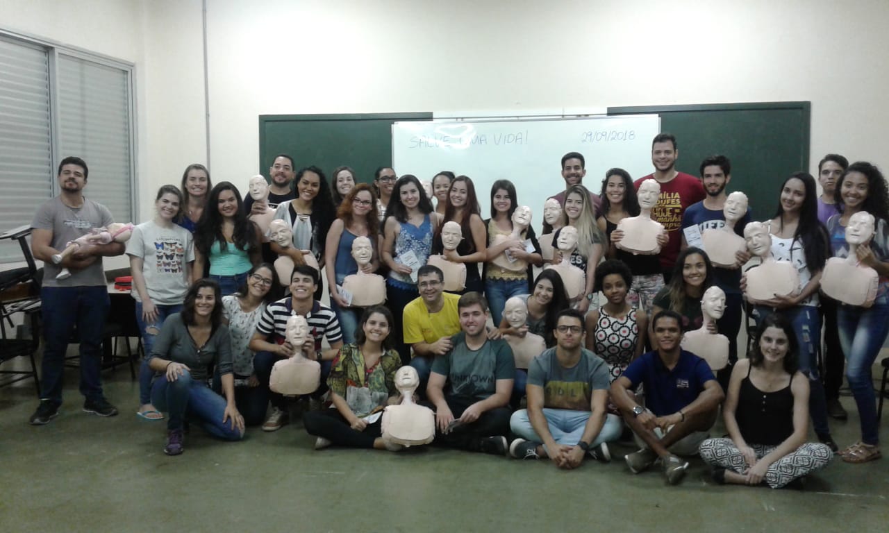 Salve uma Vida capacita 130 pessoas em Vitória - SBA