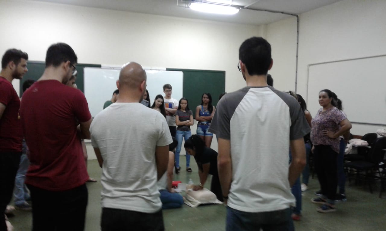 Salve uma Vida capacita 130 pessoas em Vitória - SBA