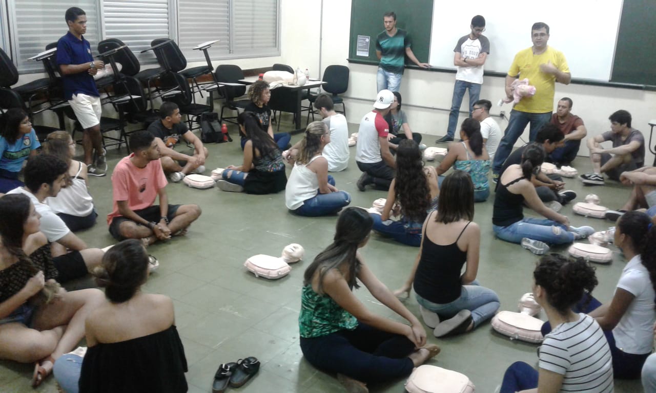 Salve uma Vida capacita 130 pessoas em Vitória - SBA